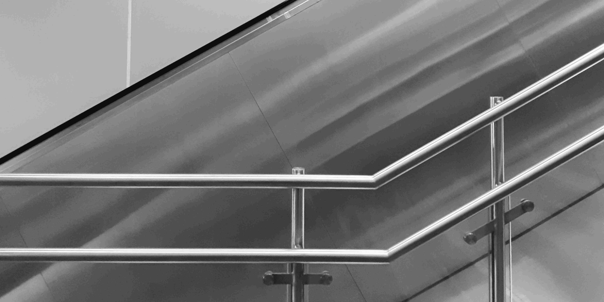 Best Handrail Fence Installers In Northern Kentucky - R&M Fence