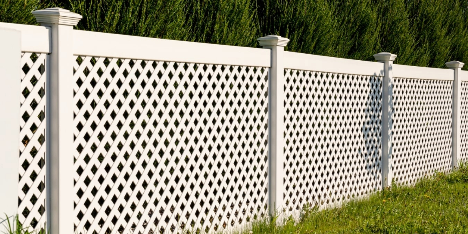 Vinyl Fence Installers in Northern Kentucky - R&M Fence